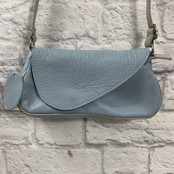 Borse In Pelle | Bags | Borse In Pelle Italian Leather Light Blue Purse ...